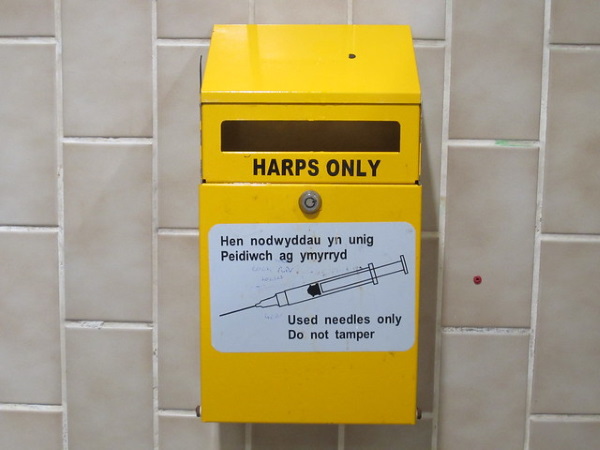 Needless Needles: 10 International Syringe Disposal Boxes - WebEcoist